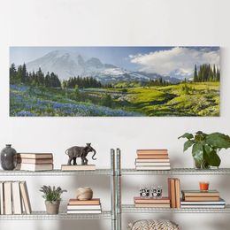Bilderwelten Leinwandbild - Panorama Bergwiese mit blauen Blumen vor Mt. Rainier
