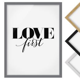 Bilderwelten Bild mit Rahmen - Hochformat Love first