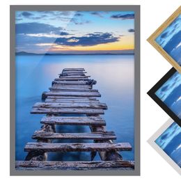 Bilderwelten Bild mit Rahmen - Hochformat Steg ins ruhige Meer