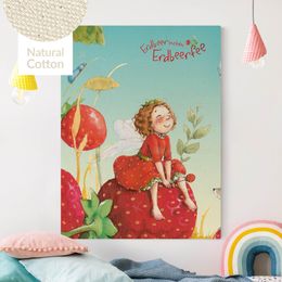 Bilderwelten Leinwandbild - Hochformat Erdbeerinchen Erdbeerfee - Zauberhaft