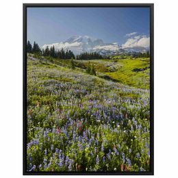 Bilderwelten Leinwandbild - Hochformat Bergwiese mit roten Blumen vor Mt. Rainier