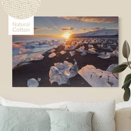 Bilderwelten Leinwandbild - Querformat Eisbrocken am Strand Island