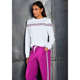 H.I.S. H.I.S Sweater wei&szlig; Gr. 32/34 f&uuml;r Damen. Rundhals und Kontraststreifen. Basic. Nachhaltig.