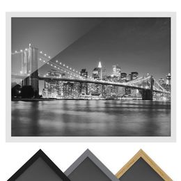 Architektur & Skyline Bild mit Rahmen Nighttime Manhattan Bridge II