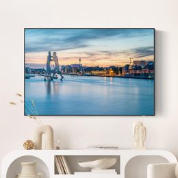 Akustik-Wechselbild Berlin Skyline mit Molecule Man