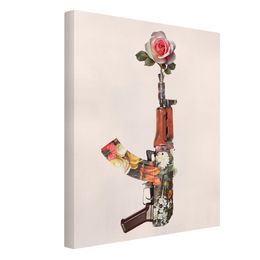 Bilderwelten Leinwandbild Jonas Loose Pop Art Blumen Waffe mit Rose - Leinwanddruck Hochformat - Wandbild S-XXL - moderne Blumenbilder auf Leinwand Schlafzimmer