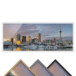Architektur & Skyline Bild mit Rahmen Auckland Skyline Sonnenuntergang