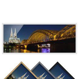 Architektur & Skyline Bild mit Rahmen K&ouml;ln bei Nacht