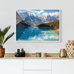 Bild mit Rahmen Kristallklarer Bergsee
