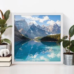 Bild mit Rahmen Kristallklarer Bergsee
