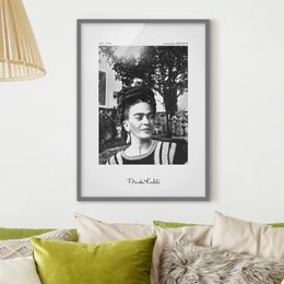 Bild mit Rahmen Frida Kahlo Foto Portrait im Garten