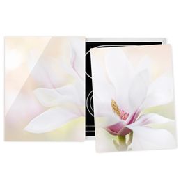 Zarte Magnolienbl&uuml;te