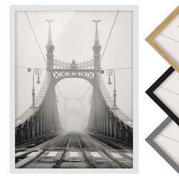 Architektur & Skyline Bild mit Rahmen Br&uuml;cke in Budapest