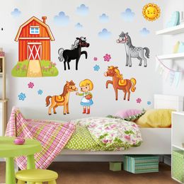 Bilderwelten Wandtattoo Tiere Illustration selbstklebend Wandaufkleber - Bauernhof-Set mit Pferden - Bauernhof Kinderzimmer Baby M&auml;dchen Jungen