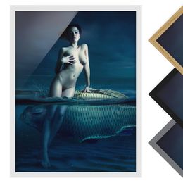 Akt & Erotik Bild mit Rahmen Frauenakt mit Fisch