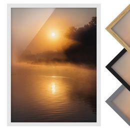 Strand Bild mit Rahmen Sonnenaufgang am See mit Rehen im Nebel