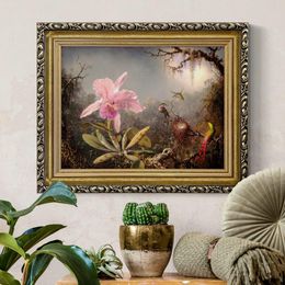 Bilderwelten Bild mit Barockrahmen Antik Blumen modern Barock rosa - Martin Johnson Heade - Orchidee und drei Kolibris - Orchidee Wohnzimmer Schlafzimmer