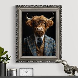 Bilderwelten Bild mit Barockrahmen Antik Tiere Digital Art Barock schwarz - Hochlandrind im Anzug - edle Optik Jugendzimmer