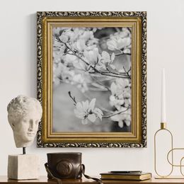Bilderwelten Bild mit Barockrahmen Antik Blumen Motiv Barock schwarz weiss - Magnolienzweige Vintagestil II - edle Optik Wohnzimmer Schlafzimmer