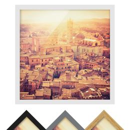 Architektur & Skyline Bild mit Rahmen Fiery Siena