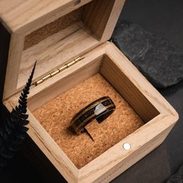 Holzkern Cartesian Ring Zebrano und Schwarz