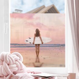 Bilderwelten Fensterfolie Strand Motiv Sichtschutz rosa - Surfergirl mit Board im Abendrot - Landschaft Wohnzimmer Schlafzimmer K&uuml;che