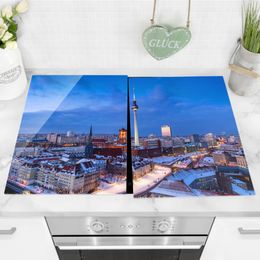 Bilderwelten Herdabdeckplatte Glas 2-teilig Stadt Motiv Ceranfeldschutz blau - Schnee in Berlin - Architektur K&uuml;che