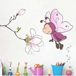Bilderwelten Wandtattoo Tiere modern selbstklebend Wandaufkleber - NICI - Vivian mit duftender Magnolie - Schmetterlinge Kinderzimmer Baby M&auml;dchen Jungen