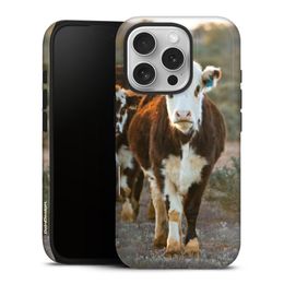 DeinDesign iPhone 16 Pro Handy Panzer Handyh&uuml;lle robuste Outdoor H&uuml;lle Schutzh&uuml;lle gl&auml;nzend Cow Farmer Calf Tough Case