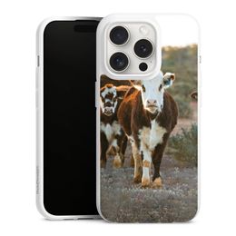 DeinDesign iPhone 15 Pro Handy Silikon H&uuml;lle Case wei&szlig; Handyh&uuml;lle Cow Farmer Calf Silikon Case