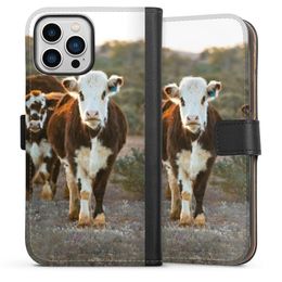 DeinDesign iPhone 13 Pro Max Handy Klapph&uuml;lle Handyh&uuml;lle aus Kunst Leder schwarz Flip Case Cow Farmer Calf Sideflip mit langer Lasche