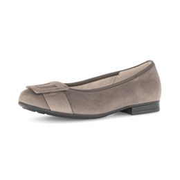 Gabor Ballerina »FLORENZ«, Businessschuh, Halbschuh, Schlupfschuh in Bequemweite G (= weit) taupe 38,5 38,5 Ballerina mit dekorativer Zierschnalle