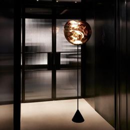 Tom Dixon Melt Stehleuchte, LED, MES01G+CONF04BKUN+LEDFC11UN,
