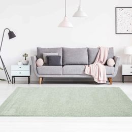 Teppich Carpet City, B:160cm H:11mm L:225cm, grün, Kunstfaser, Wohnzimmer, Teppiche, "Moda Soft 2081", Kurzflor, Uni-Farben, Weicher Flor