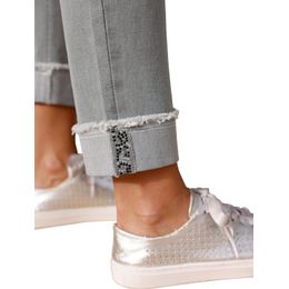 WITT Damen 7/8-Jeans mit Fransen am Beinaufschlag, light grey-denim, Gr&ouml;&szlig;e 54