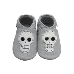 Yalion Babyschuhe aus echtem Leder mit rutschfester Sohle &ndash;Hellgrau mit Totenkopfmuster | Gr.: 23/24