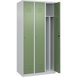 C+P Schwarz-Weiß-Spind Classic PLUS, schmal, 3 Abteile, Trennwand verkürzt, lichtgrau / resedagrün, B 900 mm, mit Bodengleitern, Zylinderschloss, Trennwand mittig