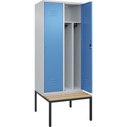 C+P Schwarz-Weiß-Spind Classic PLUS Sitzbank, schmal, 2 Abteile, Trennwand verkürzt, lichtgrau / lichtblau, B 800 mm, Zylinderschloss, untergebaut, Buche-Hartholz