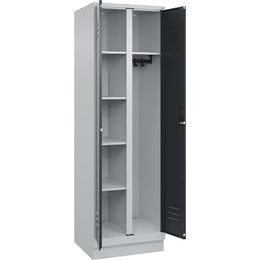 C+P Putzmittelspind Classic PLUS, 1 Abteil, Trennwand mittig, lichtgrau / grau, B 600 mm, mit Bodensockel, Zylinderschloss