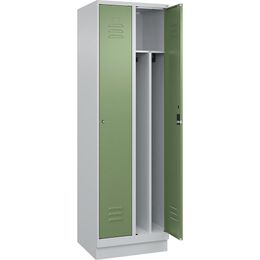 C+P Schwarz-Weiß-Spind Classic PLUS, schmal, 2 Abteile, Trennwand verkürzt, lichtgrau / resedagrün, B 600 mm, mit Bodensockel, Zylinderschloss, Trennwand mittig