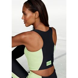 active by Lascana LASCANA ACTIVE Crop-Top Sporttop mit farblich abgesetztem Details schwarz/grün L (44/46) L (44/46) Performance Crop Top mit farblich abgesetztem...