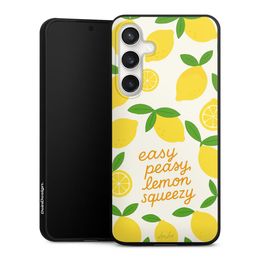 DeinDesign Galaxy S24 FE 5G Handy Premium Silikon H&uuml;lle Handyh&uuml;lle schwarz Case Spruch Statement Lemon Silikon Premium Case