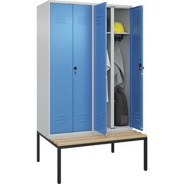 C+P Schwarz-Weiß-Spind Classic PLUS Sitzbank, 2 Abteile, lichtgrau / lichtblau, B 1200 mm, Sicherheits-Drehriegel, untergebaut, Buche-Hartholz