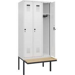 Spind Evolo PLUS Sitzbank, 3 Abteile, weiß, B 900 mm, Sicherheits-Drehriegel, mit auskragender Sitzbank, Buche kaiserkraft