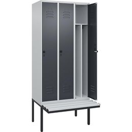 C+P Schwarz-Weiß-Spind Classic PLUS Sitzbank, schmal, 3 Abteile, Trennwand verkürzt, lichtgrau / grau, B 900 mm, Sicherheits-Drehriegel, auskragend, Kunststoff