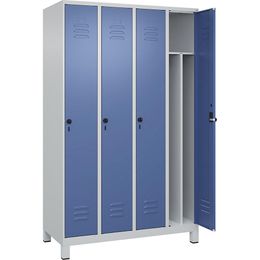 C+P Schwarz-Weiß-Spind Classic PLUS, schmal, 4 Abteile, Trennwand verkürzt, lichtgrau / fernblau, B 1200 mm, mit Füßen, Drehriegel, Trennwand mittig