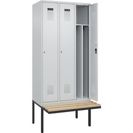 Schwarz-Weiß-Spind Evolo PLUS Sitzbank, schmal, 3 Abteile, Trennwand verkürzt, lichtgrau / lichtgrau, B 900 mm, Zylinderschloss, mit auskragender Sitzbank, Buche kaiserkraft