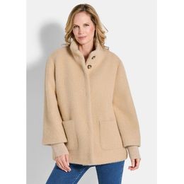 GOLDNER Flauschiger Kurzmantel mit Stehkragen in camel | Gr.: 52