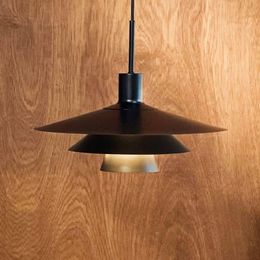 Dyberg Larsen Pendellampe Kay, Ø 40 cm, schwarz, Metall