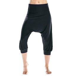 WINSHAPE Functional Light and Soft 3/4-Haremshose HP201LS in schwarz | Gr.: M